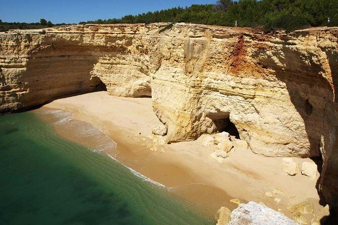 Algarve Private Tour: Sagres and Benagil from Lisbon - FAQ