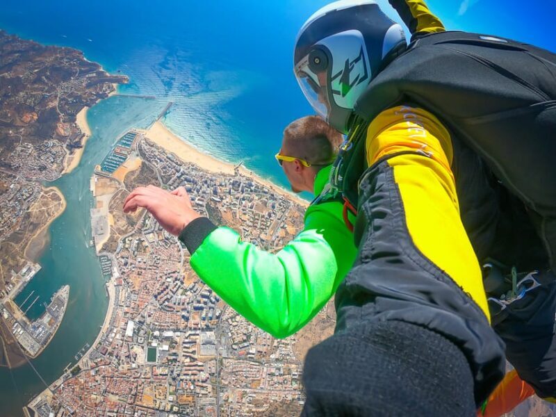 Algarve: Tandem Skydiving Adventure 15,000 to 10,000 Feet - FAQ