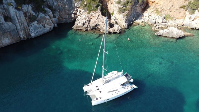 Alghero catamaran sunset tour Alghero - FAQ about the Alghero Sunset Catamaran Tour
