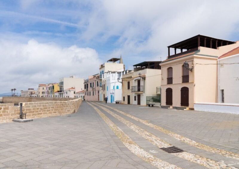Alghero: City Center Tour with Wine Tasting - Authentic, Engaging, and Educational