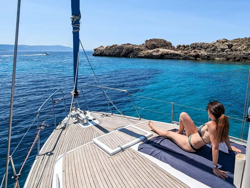 Alghero: Daily Sailing Experience with lunch onboard - Who Will Enjoy This Tour?