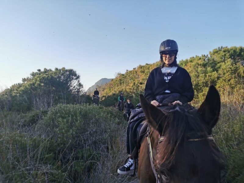 Alghero: horseback riding for experts in Lake Baratz - FAQ
