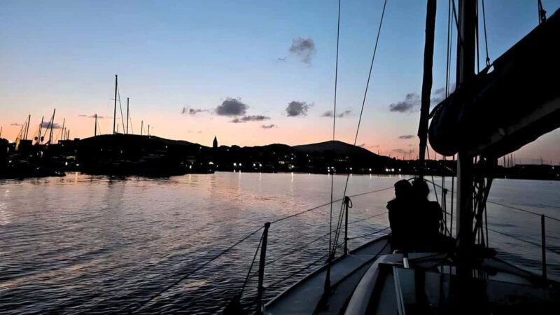 Alghero: sunset sailing tour from Fertilia - FAQs