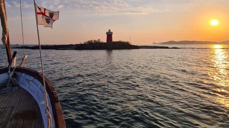 Alghero: sunset sailing tour with aperitif - Key Points