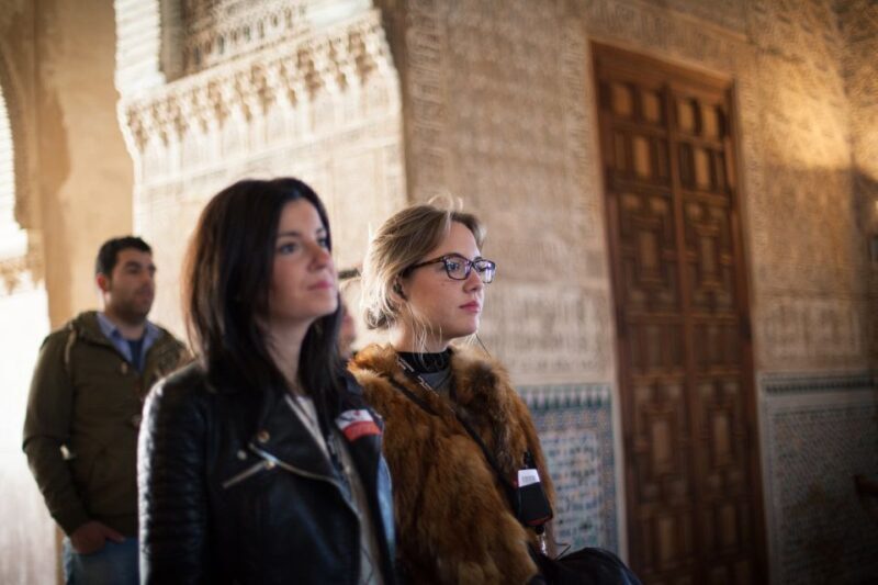 Alhambra and Nasrid Palaces and Local Food Experience - Practical Details