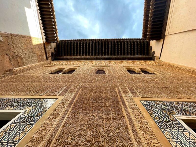 Alhambra and Nasrid Palaces Guided Tour with Tickets - The Practicalities