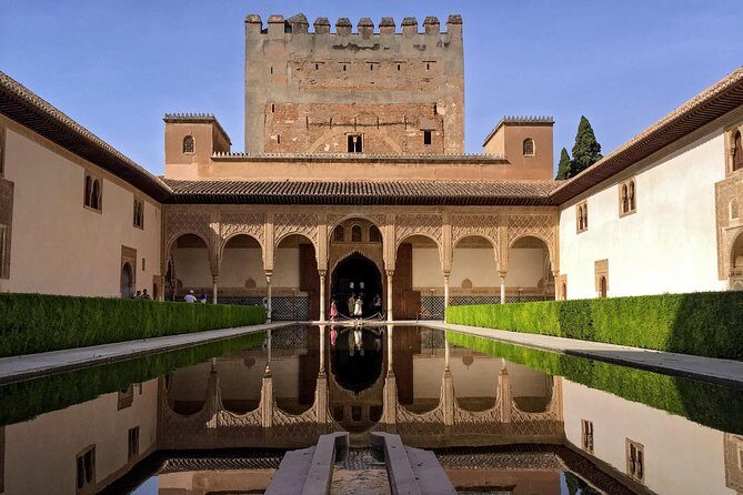 Alhambra & Generalife: Exclusive 3-Hour Private Tour with Tickets Included - FAQ