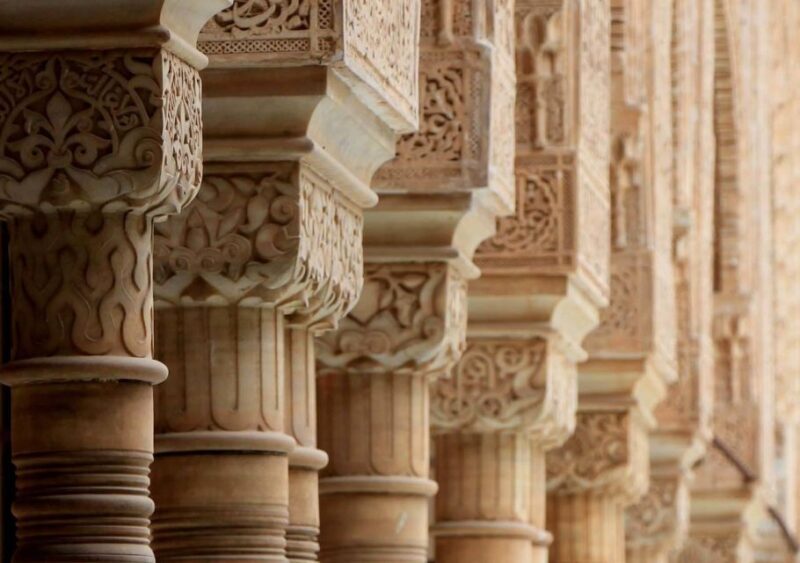 Alhambra & Generalife: Exclusive 3 hours Private Tour - Authentic Insights from Reviews