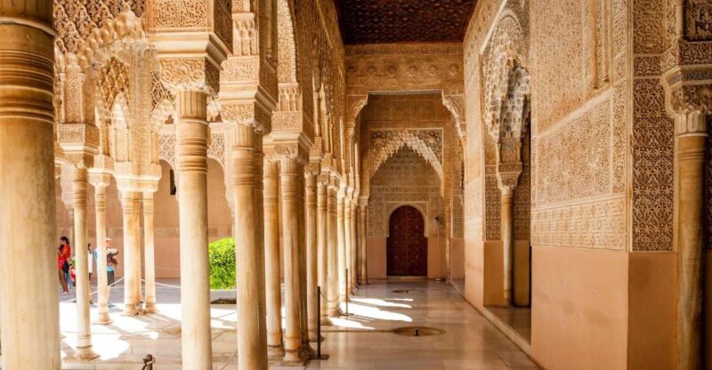 Alhambra & Generalife Tour including Transport & Admission - Who Will Love This Tour?
