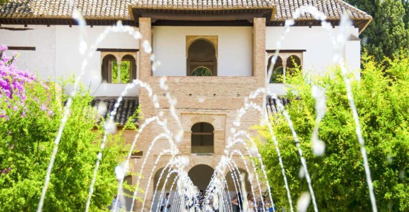 Alhambra, Nasrid Palaces and Albaicin Tour - The Full Itinerary Breakdown