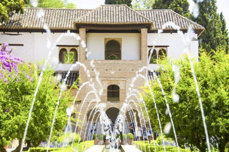 Alhambra, Nasrid Palaces and Albaicin Tour - Pricing and Value