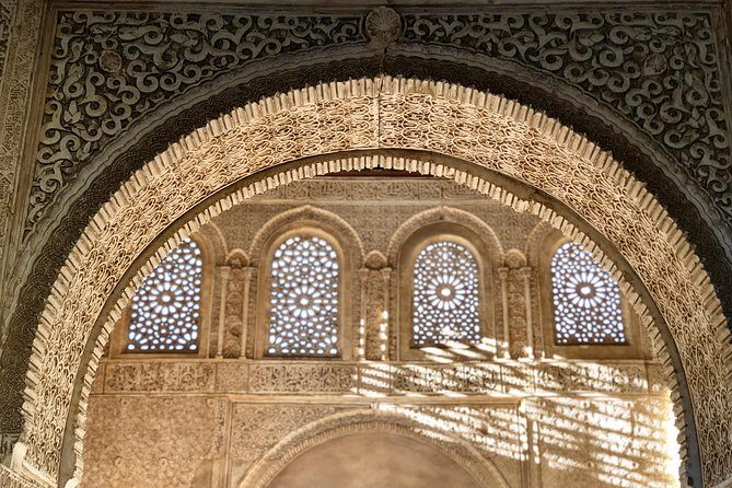 Alhambra Private Tour from Malaga: with transport and skip-the-line-tickets - Key Points