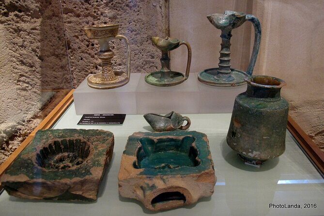 Alhambra tour with Generalife Palace and gardens - FAQ