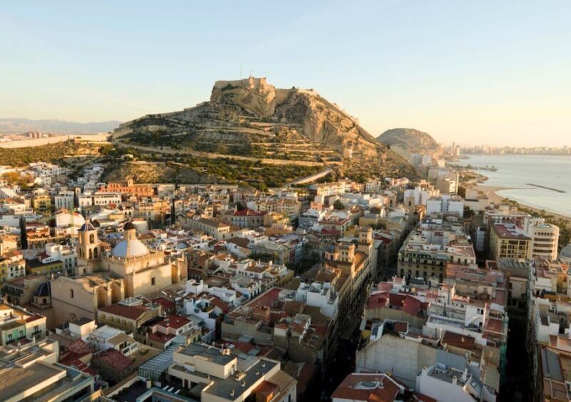 Alicante: Bullring and Castle Guided Tour with Taxi Transfer - FAQ