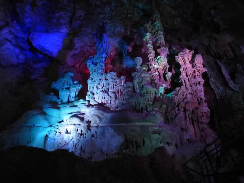Alicante: Canelobre Cave time travel + Busot tour private transport - Key Points