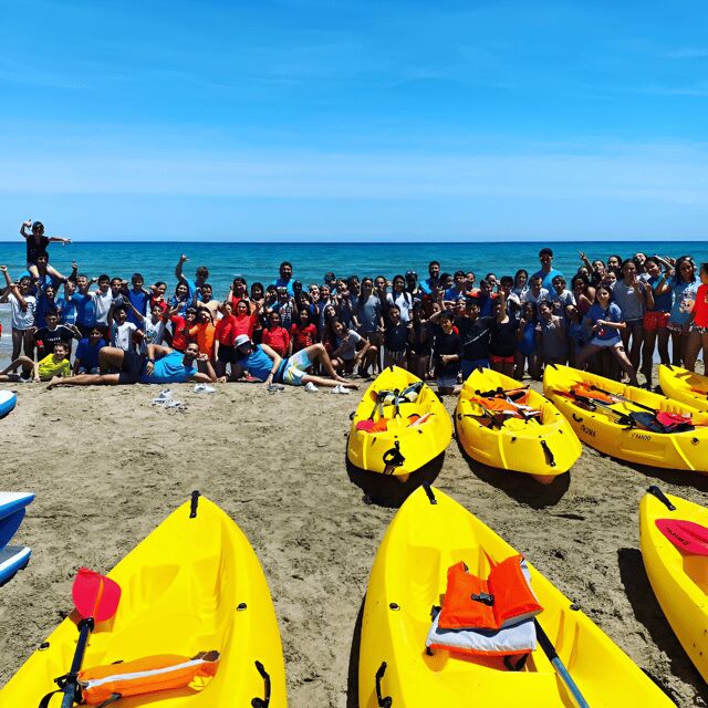 Alicante: Double Kayak Rental with Snorkel or Tapa and drink - The Sum Up