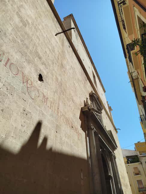 Alicante Essentials: 2-Hour Walking Tour with a Local Guide - An In-Depth Look at the Alicante Essentials Tour