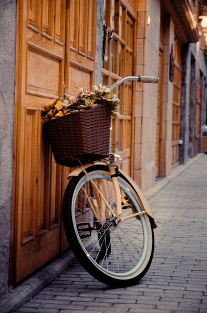 Alicante Port Jet Ski 1hr (2pax) and City Bikes (all day) - FAQ