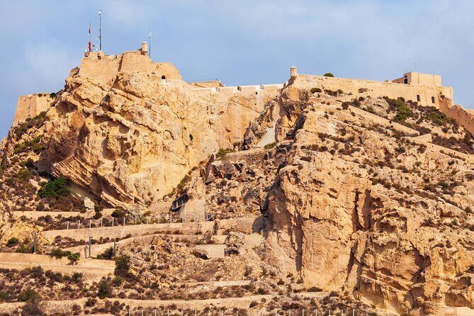 Alicante Semi-Private Tour: City, Castle, Market & Tapas Walk - A Walk Through Alicante’s Iconic Sights