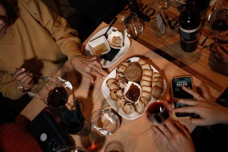 Alicante: Wine Walking Tour with Sommelier - What You Can Expect on the Tour