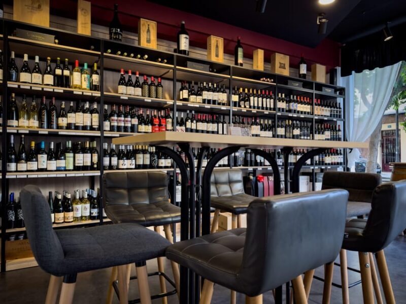 Alicante: Wine Walking Tour with Sommelier - FAQ