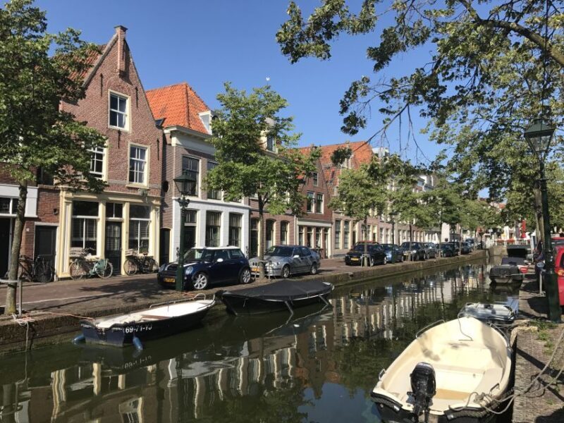 Alkmaar: Small Group City Walking Tour *English* - The Guide: Friendly, Knowledgeable, Passionate
