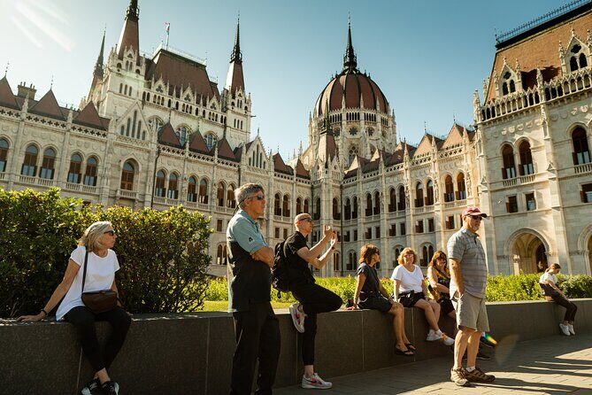 All About Budapest: Full Day Walking Tour with Lunch & Metro Pass - An In-Depth Look at the Itinerary