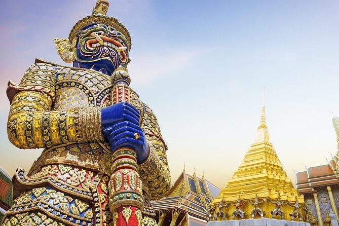 All Bangkok Landmarks Tour- GrandPalace WatTraimit WatPho WatArun - A Practical Guide to the Bangkok Landmark Tour
