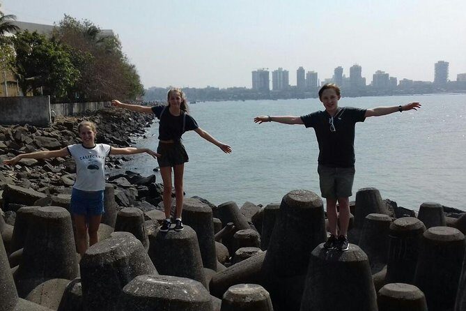 All in one Combo of City ,Slum,Dhobighat & Dabbawala tour - FAQ