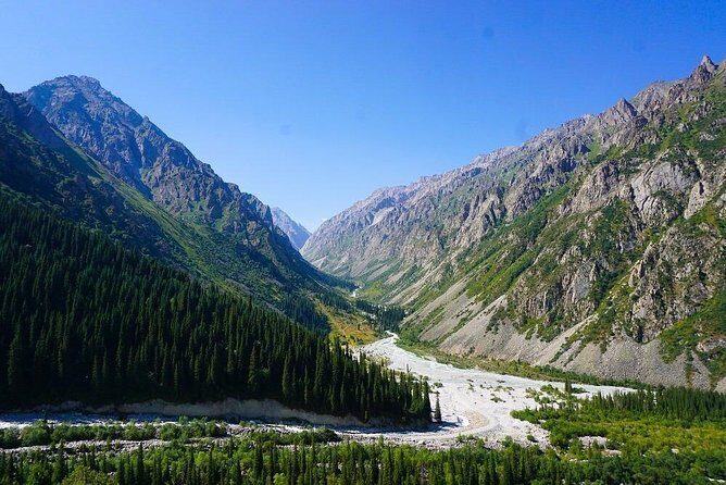 All in one-day: Bishkek city tour and Ala-Archa National Park - Who Will Love This Tour?