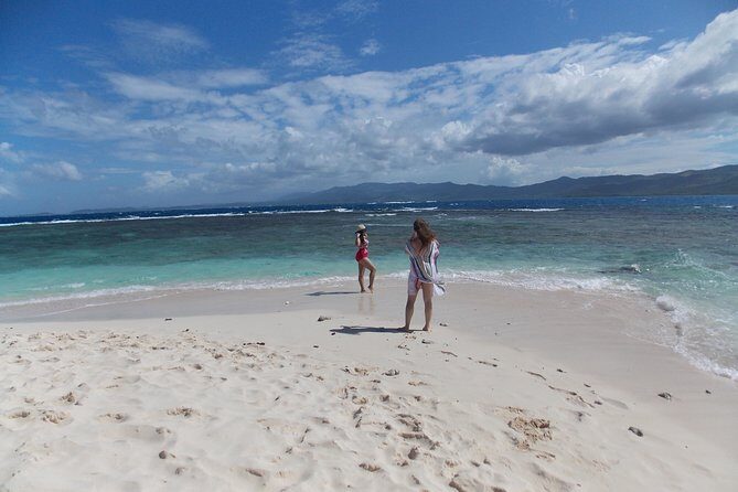 All-Inclusive Cayo Arena Day trip from Santo Domingo - Who Should Consider This Tour?