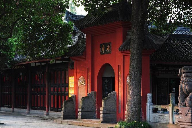 All Inclusive Chengdu Private Day Tour to Panda Breeding Base andCity Highlights - Transportation, Timing, and Comfort