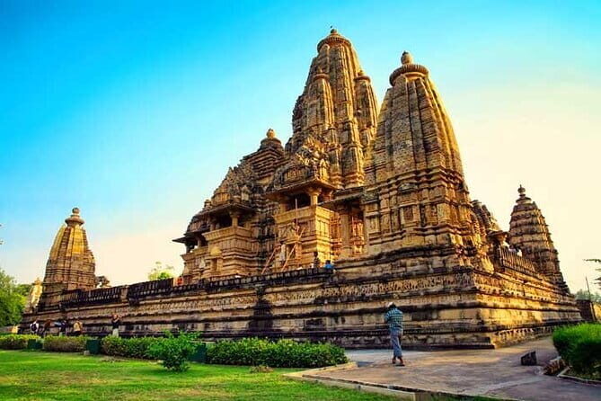 All Inclusive Cycling trip to the Teeth Mountain from Khajuraho - What to Expect