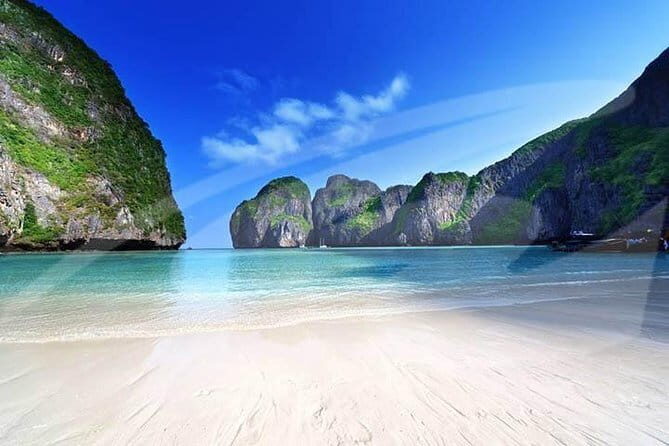 All Inclusive Full-Day Tour Phi Phi Islands from Phuket - Lunch at Koh Phi Phi Don: Authentic Flavors