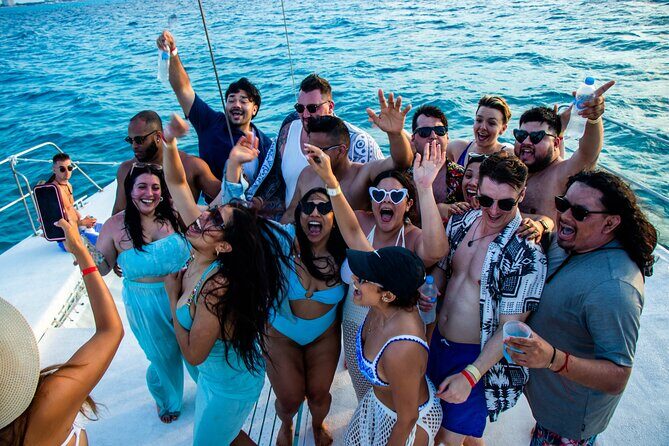 All Inclusive Isla Mujeres Catamaran Tour with Beach Club - What to Expect on the Day