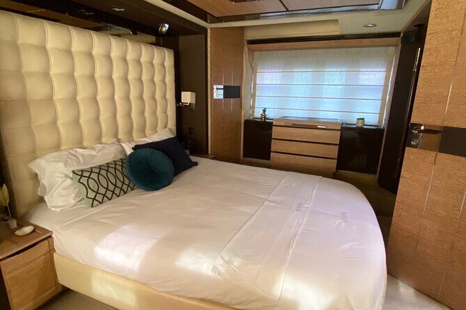 ALL INCLUSIVE Luxury 70 ft. Azimut Yacht in Cabo San Lucas - FAQs