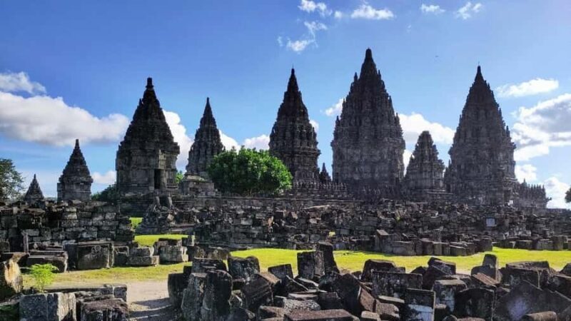 All-inclusive Prambanan Temple Half-Day Tour - Practical Tips for Travelers