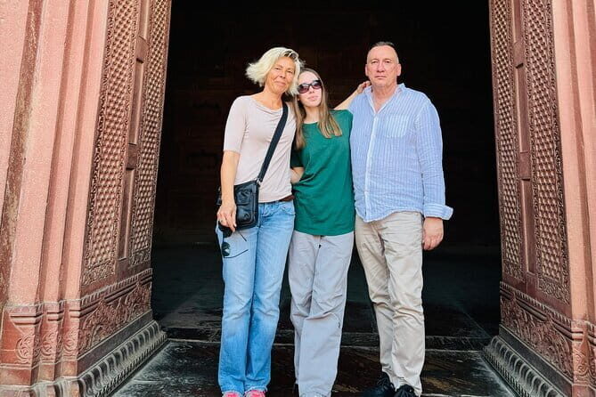 All Inclusive Private and Old Delhi Tour with Entrances - The Practical Details: What This Tour Offers