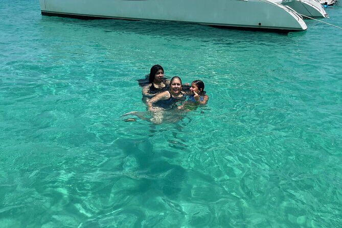 All inclusive Private Tour to Icacos and Palomino Island - FAQ