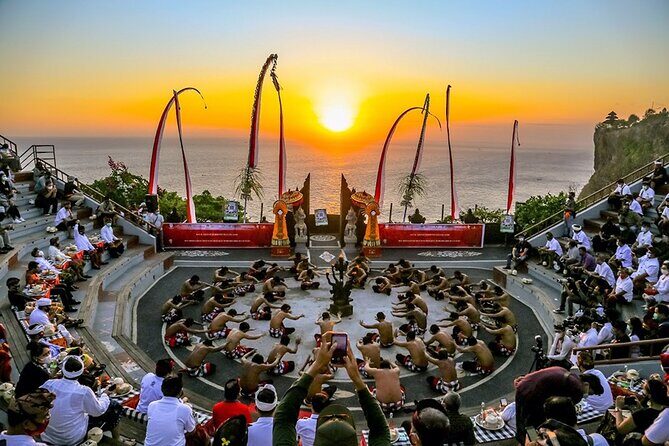 All Inclusive Private Uluwatu Sunset Tour with Kecak Dance Show - Key Points