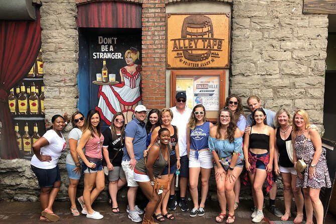 All-Inclusive Pub Crawl with Moonshine, Cocktails, and Craft Beer - The Role of the Guides