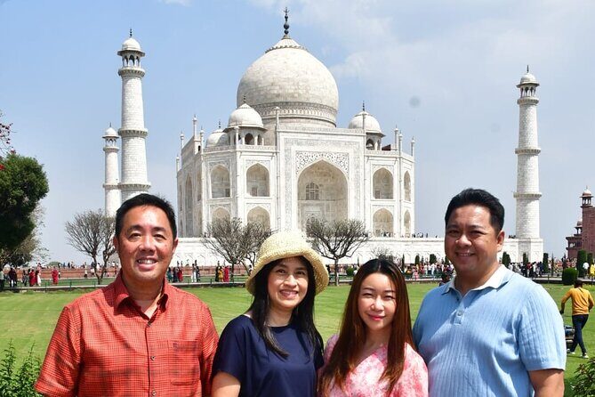 All Inclusive Taj Mahal, Agra Fort, Baby Taj Car with Local Guide - The Journey from Delhi to Agra