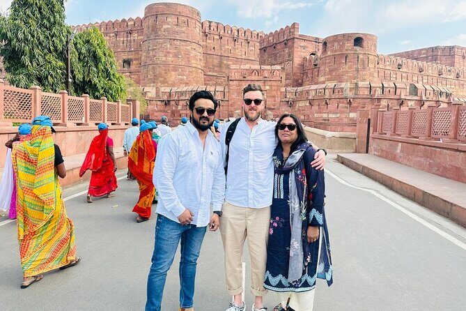 All Inclusive Taj Mahal, Agra Fort, Baby Taj Car with Tour Guide - Frequently Asked Questions