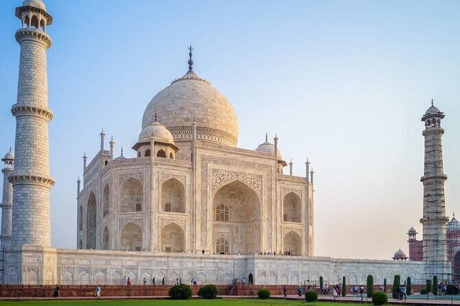 All Inclusive Taj Mahal, Agra Fort or Baby Taj Tour by SUV Car - Who Should Consider This Tour