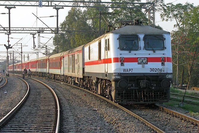 All Inclusive Taj Mahal & Agra Fort Tour from Delhi by Express Train - FAQs