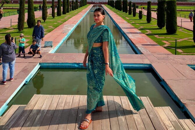 All Inclusive Taj Mahal Day Tour by Super fast Train From Delhi - A Practical and Authentic Day Trip to the Taj Mahal from Delhi