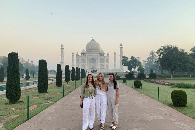 All Inclusive Taj Mahal Day Trip by Superfast Express from Delhi - The Sum Up