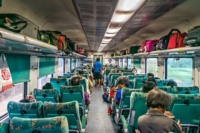 All Inclusive Taj Mahal Day Trip from Delhi by Gatimaan Train - Visiting the Taj Mahal: An Iconic Marvel