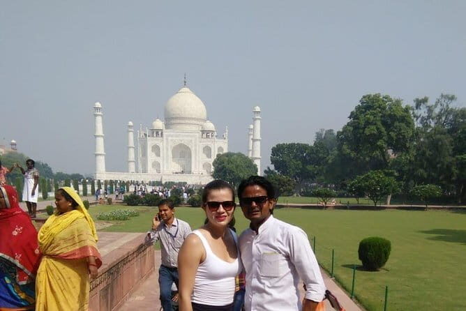 All Inclusive - Taj Mahal, Fort, Baby Taj Tour from Delhi by Car - Visit the Baby Taj – The Tomb of I’timād-ud-Daulah