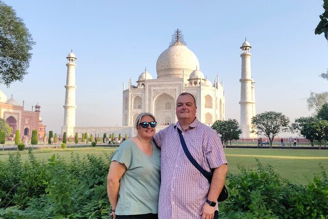 All-Inclusive Taj Mahal Skip-the-Line Tour from Delhi by Car - An In-Depth Look at the Tour Experience